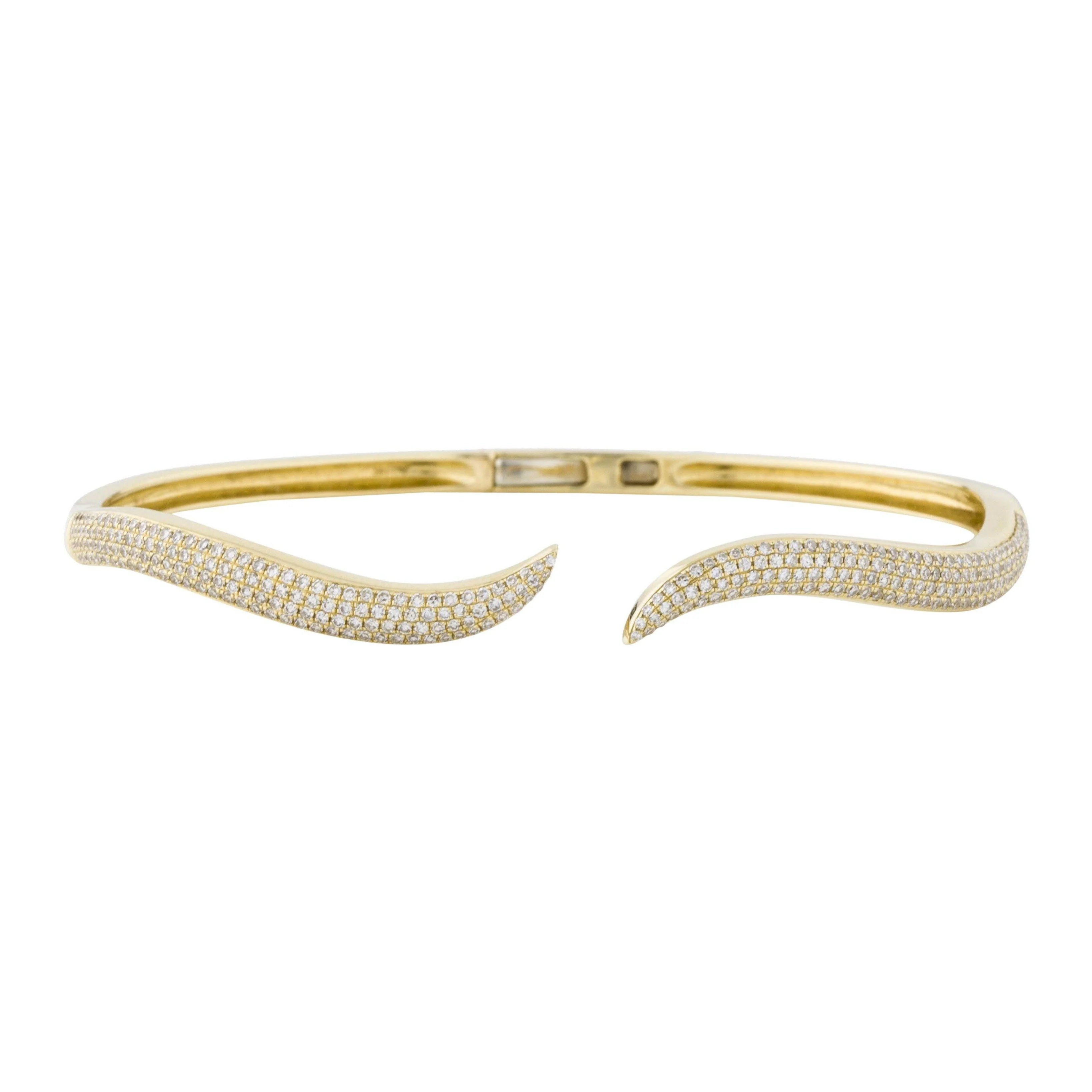 Pave Wave Cuff Bangle – KOE SANTO DOMINGO
